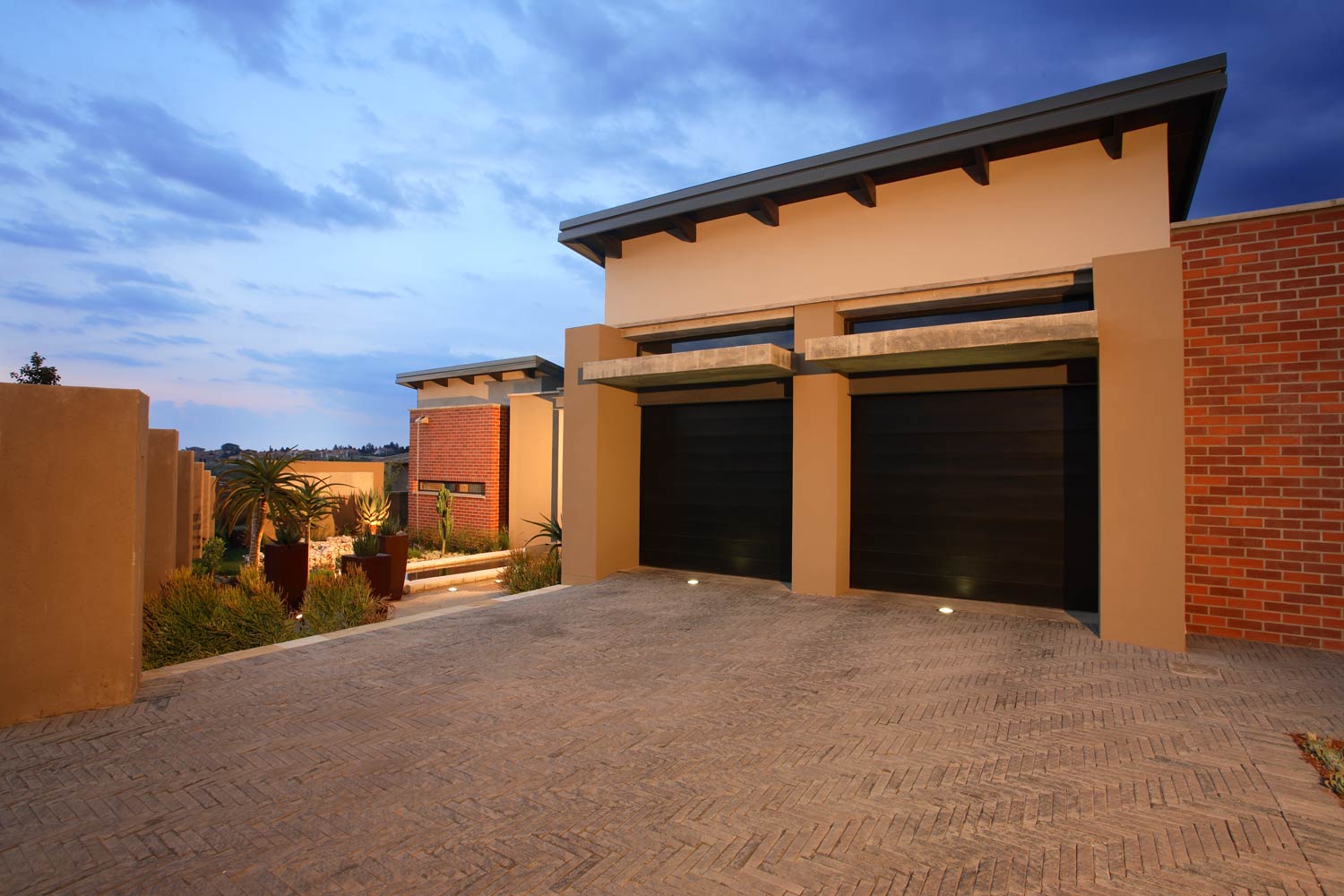 Veld Architects | House over the Hills